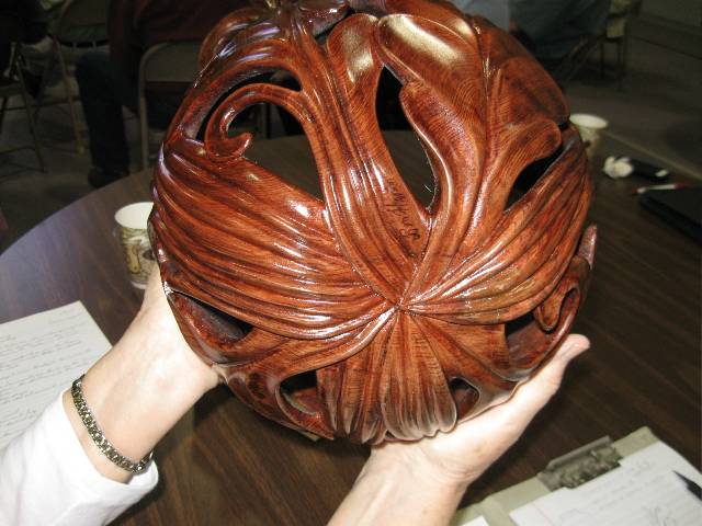 Ron Fleming demonstration was a great success! | Woodturners of ...